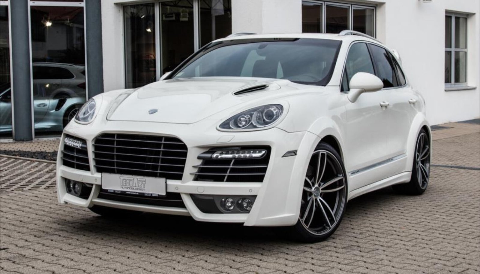 Porsche Magnum : Le Cayenne selon TechArt, la quintessence du SUV de ...